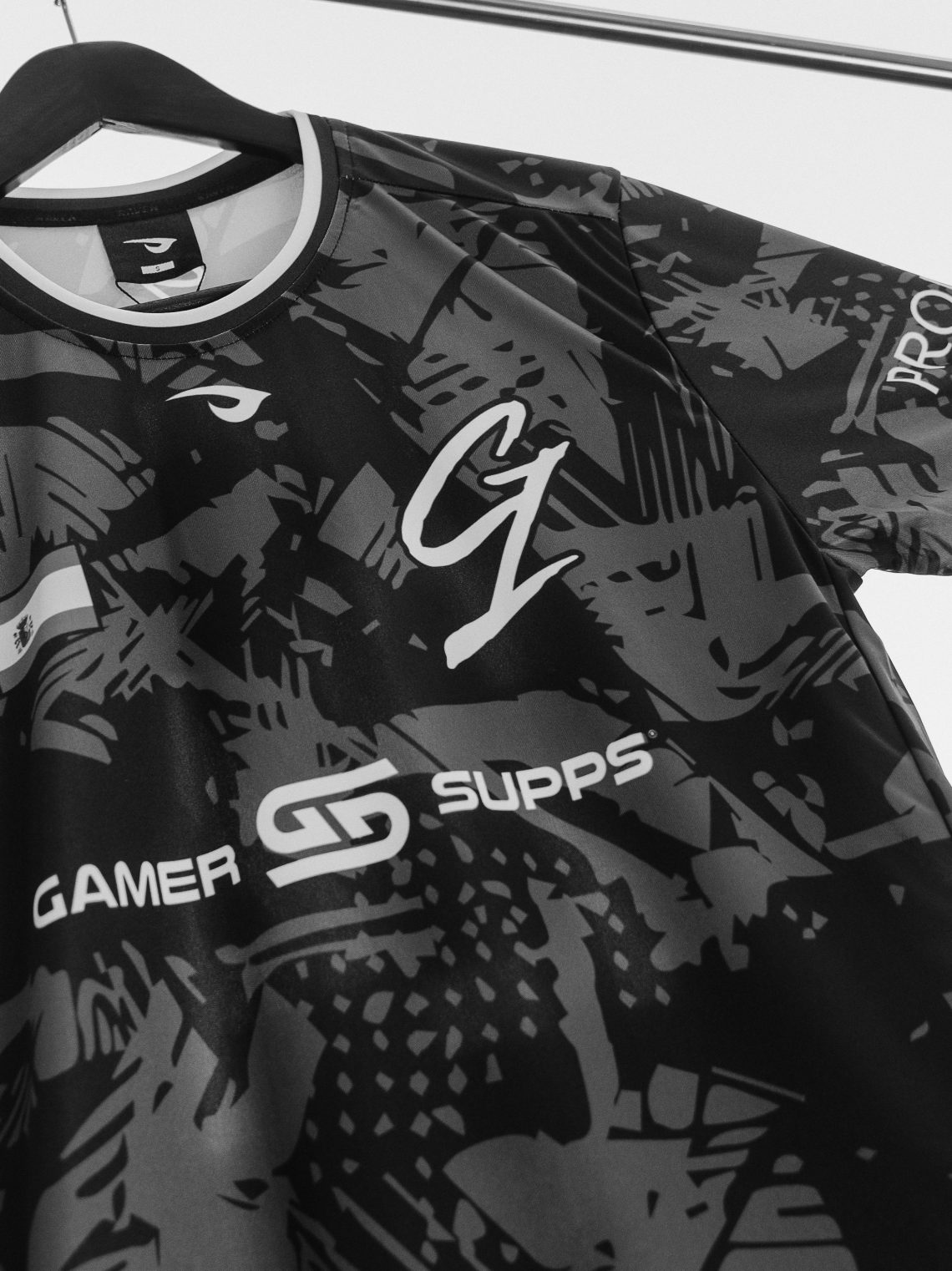 g1 - Raven.GG | Esports Apparel Design & Production